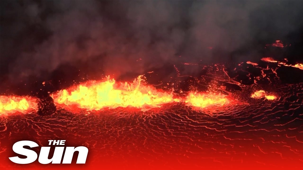 Iceland volcano eruption - epic footage of fiery show - YouTube