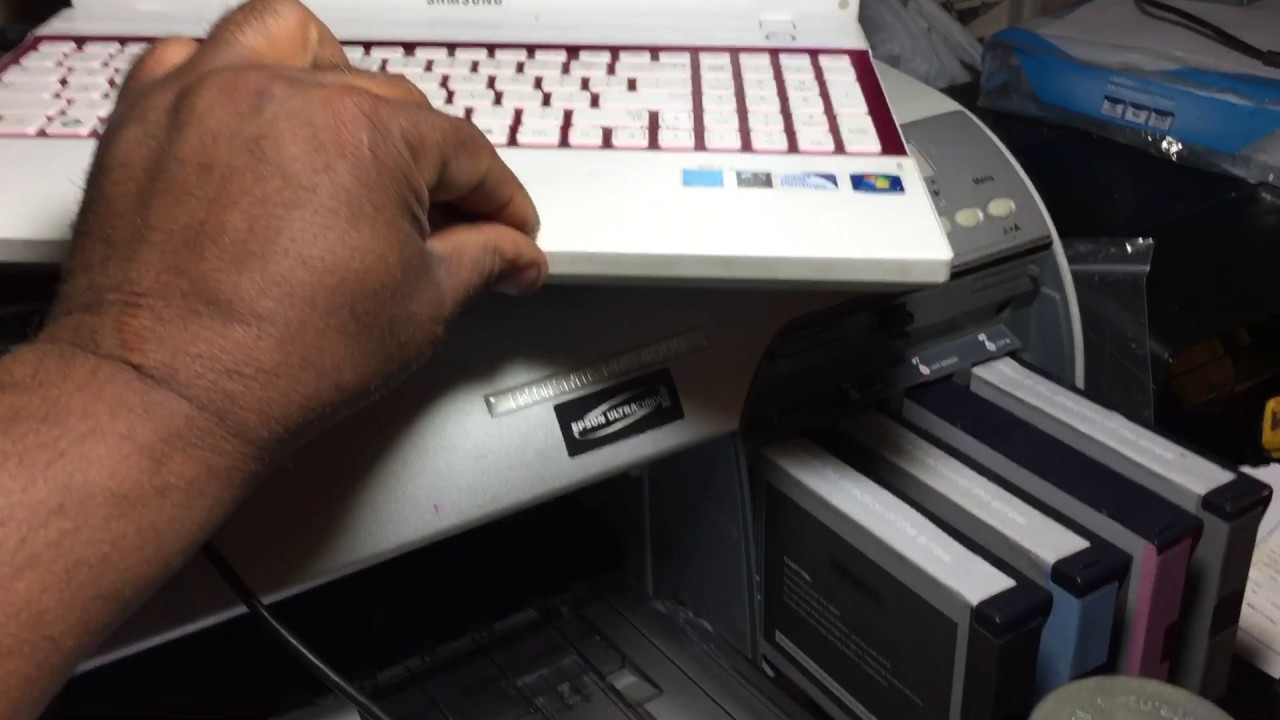 Epson stylus pro 4000 - YouTube