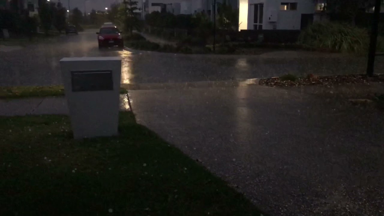 Hail Storm on the Sunshine Coast 14 Oct 2021 - YouTube