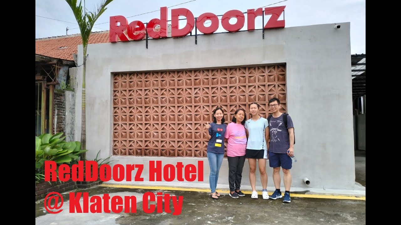 RedDoorz Hotel at Klaten City - YouTube