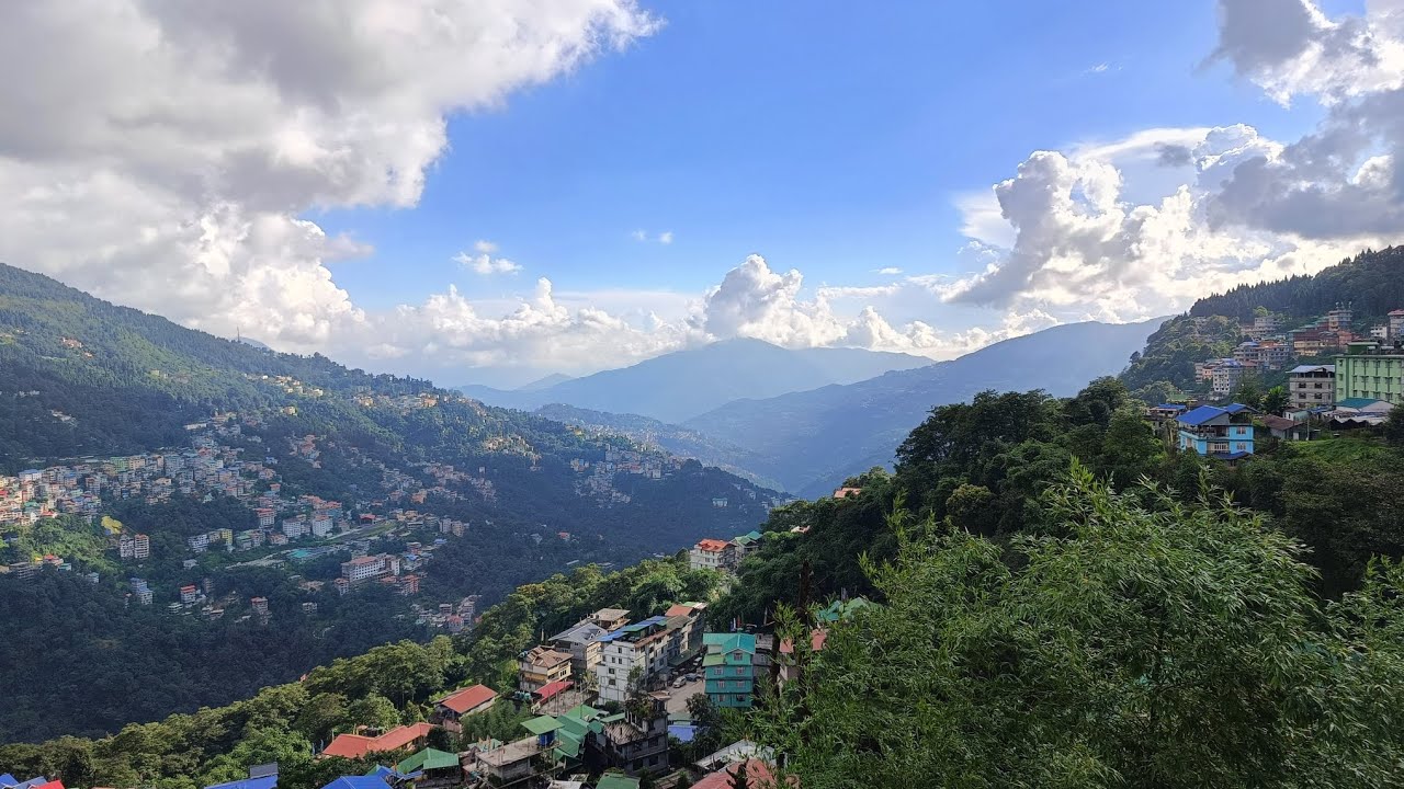 Gangtok East Sikkim Vlog// Gonjang Monestry// Tashi ViewPoint ...