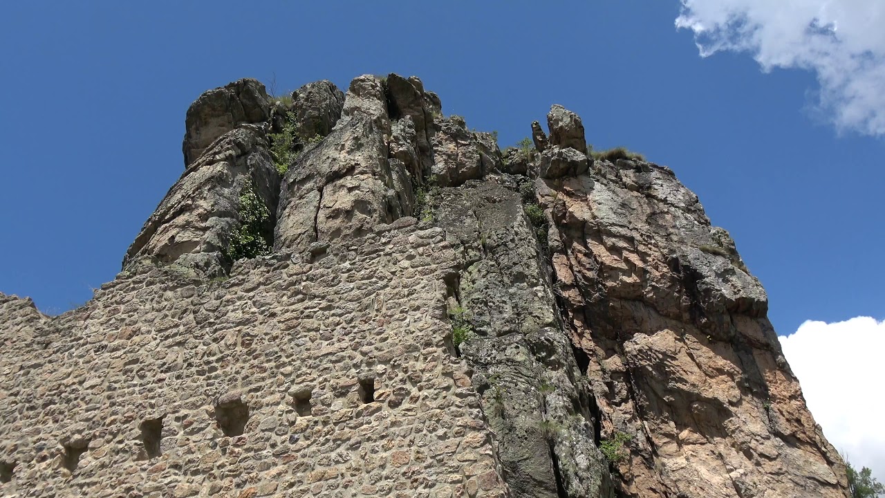 Le château de Rochebonne (Ardèche - France) - YouTube