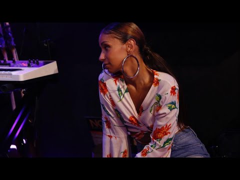 R&B singer Mya beautiful voice - YouTube