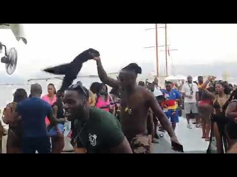 Kal-i (@itsKALiUK) Djing in Turkey Weekender 2019 - YouTube