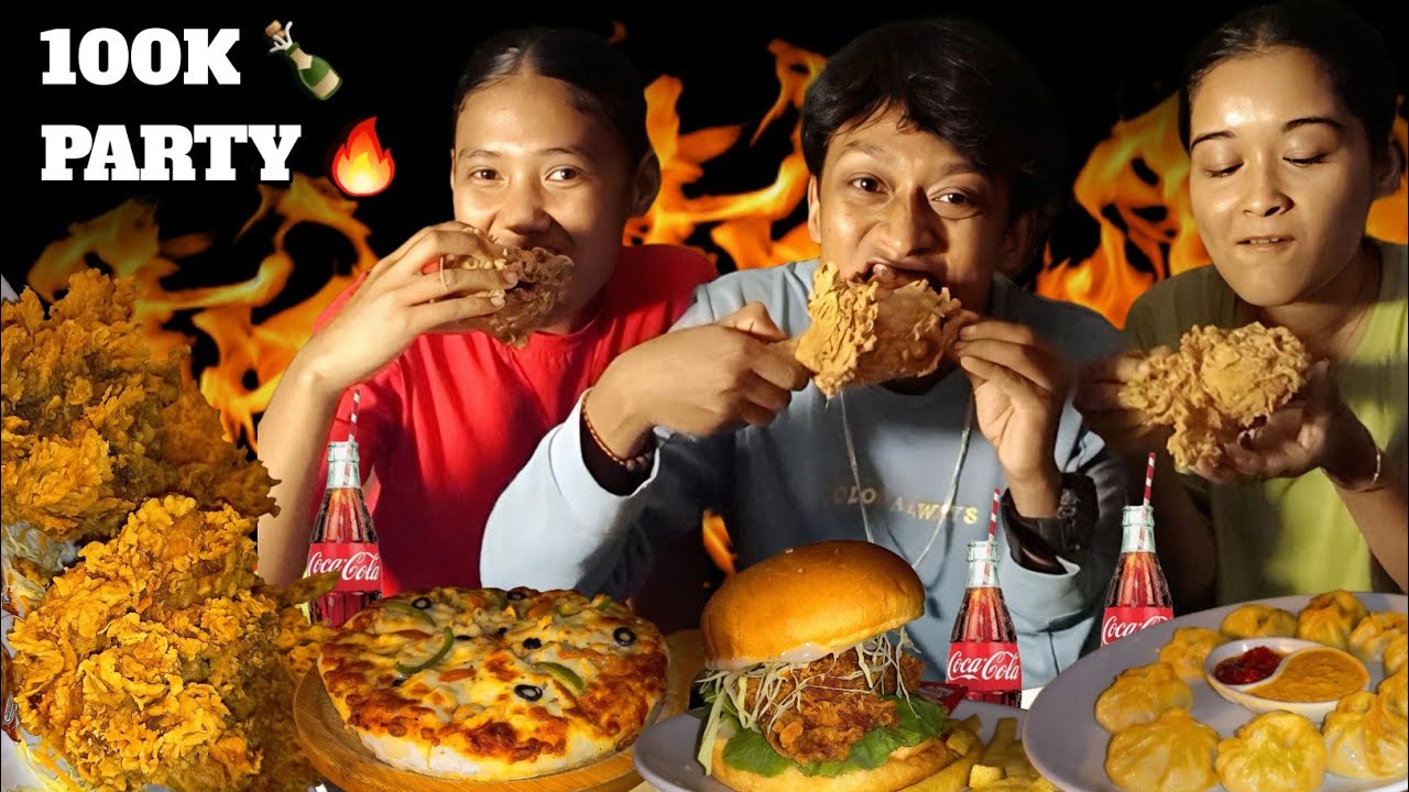 CRUNCHY Chicken Fry Pizza Burger + Momo Challenge 🍔🍕🔥 - YouTube