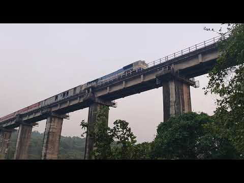 High Konkan Railway Bridge Pomendi Viaduct - YouTube