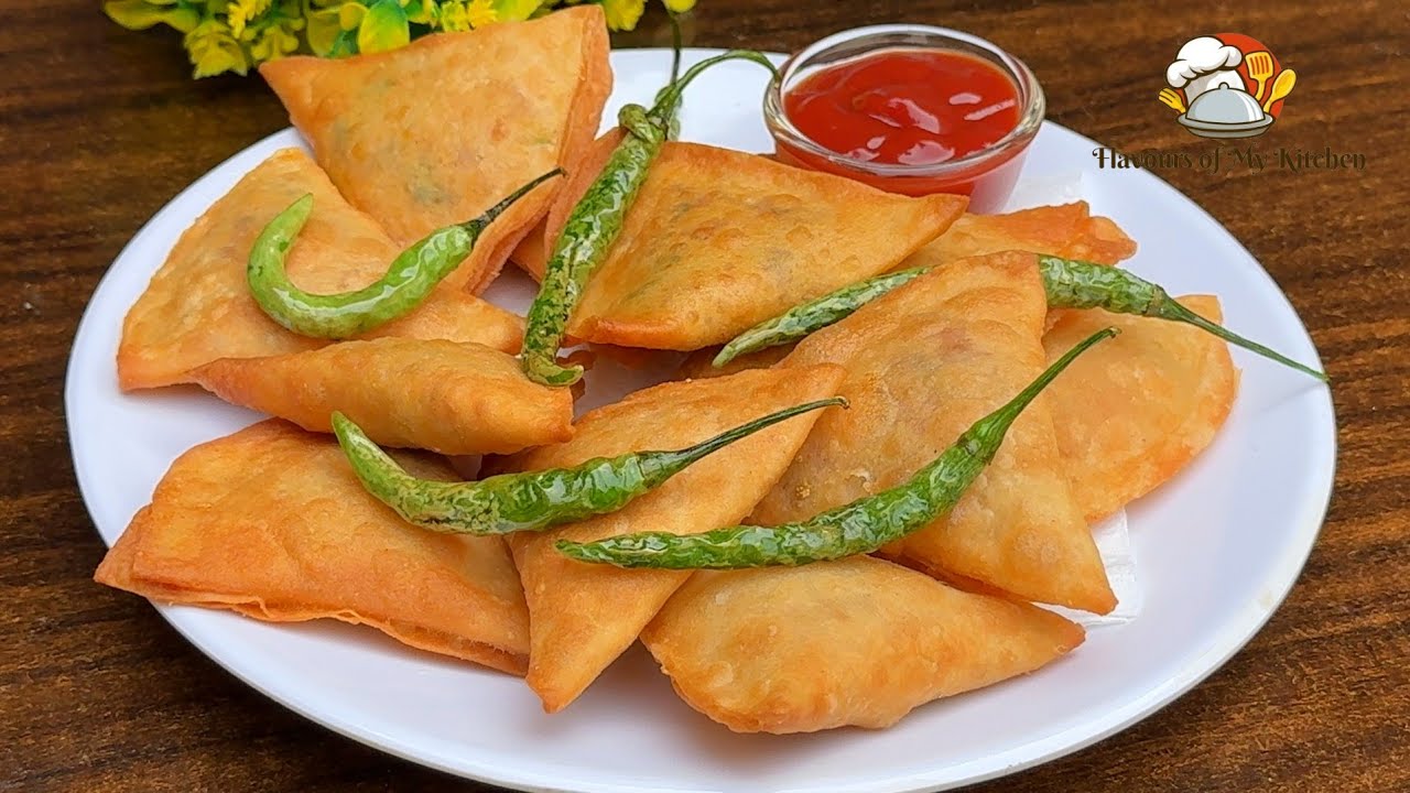Onion Samosa Recipe | Hyderabadi Irani Samosa Iftar Recipe- हैदराबाद का ...