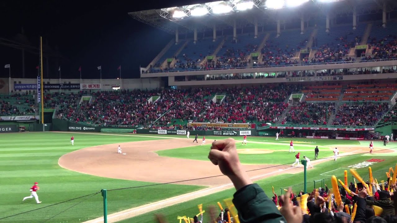 KBO Korean Baseball Organization 2013-04-19 SK Wyverns vs Kia Tigers ...