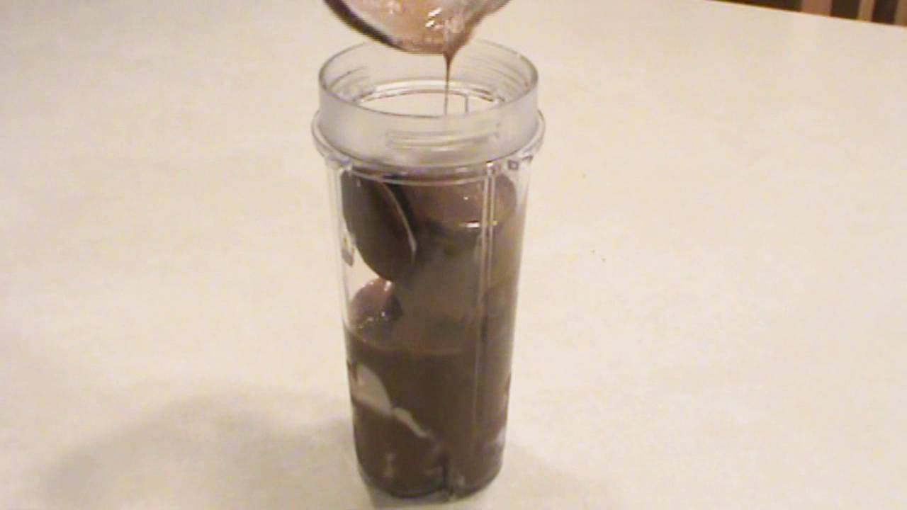 Vegan Red Velvet Oreo Milkshake - YouTube