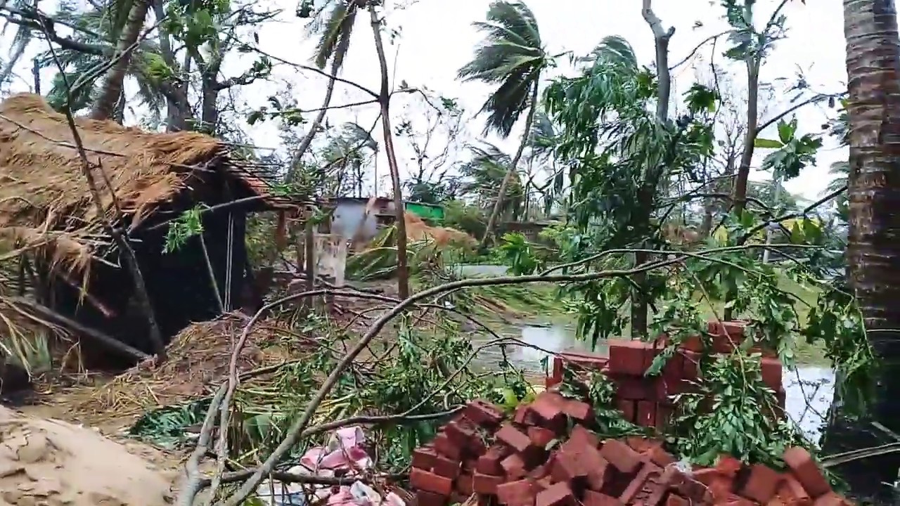 Cyclone Fani dangerous destruction,#fony,#cyclone - YouTube