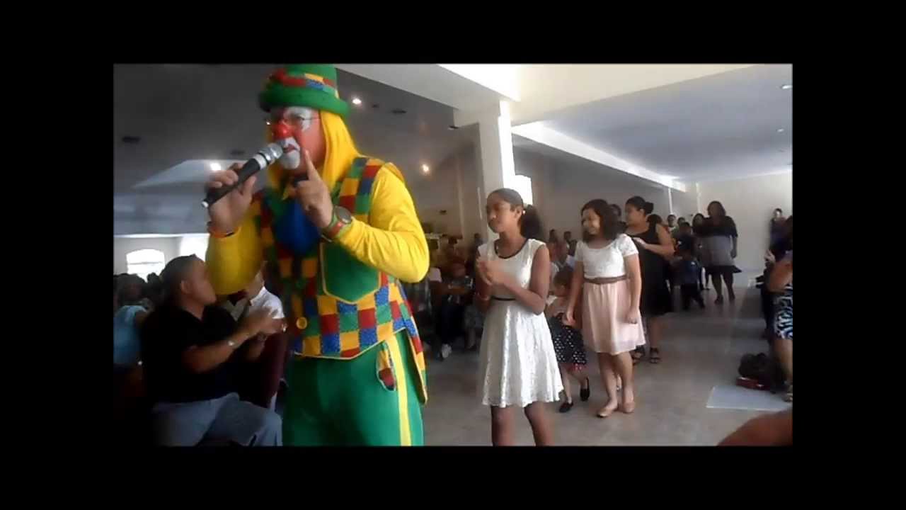 El payaso Crioyo en el Tren de Crioyo / Iglesia de Dios Pentecostal MI ...
