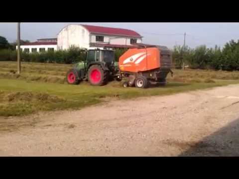 Imballatura fieno 2014 FENDT 312 VARIO e GALLIGNANI GA V8 - YouTube
