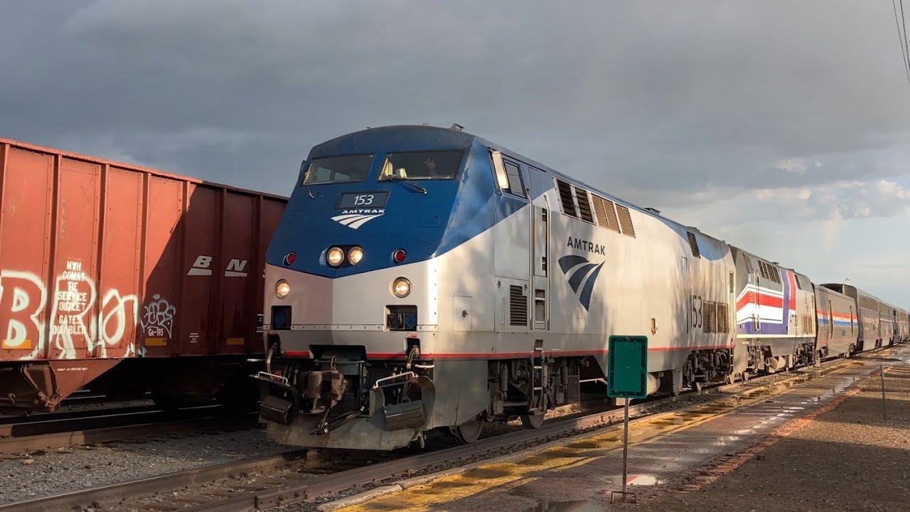 Amtrak Southwest Chief Arrives Raton, NM with Amtrak 160 - YouTube