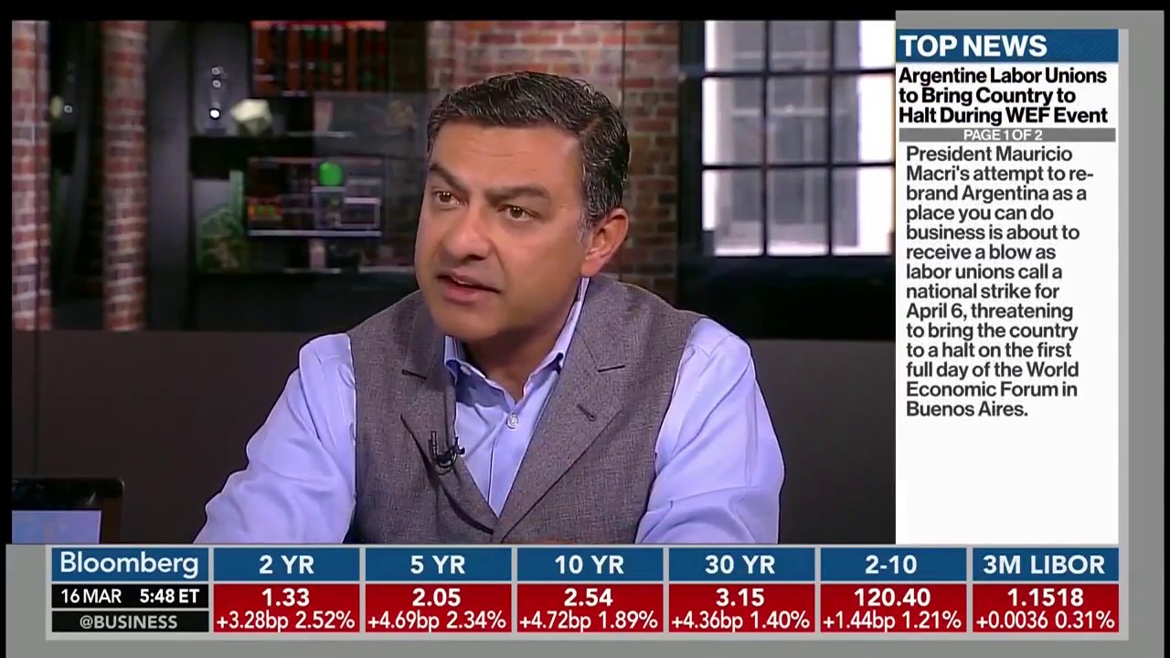 Bloomberg West's Caroline Hyde interviews Vic Gundotra, AliveCor CEO ...