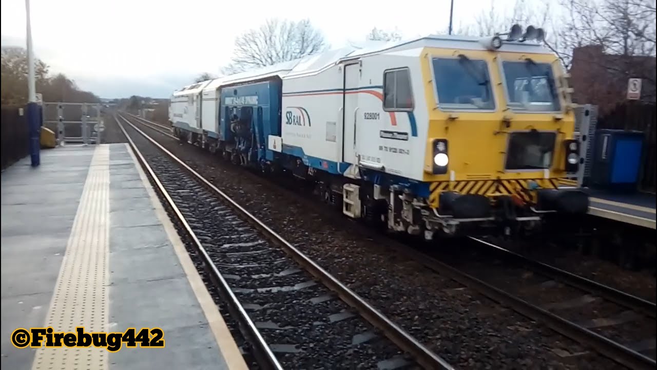 SB Rail - 928001 - YouTube