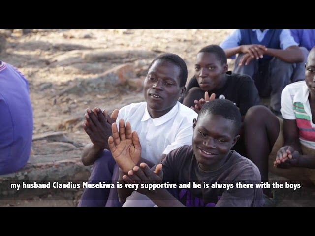 Community apprenticeship for 20 young adults - GlobalGiving