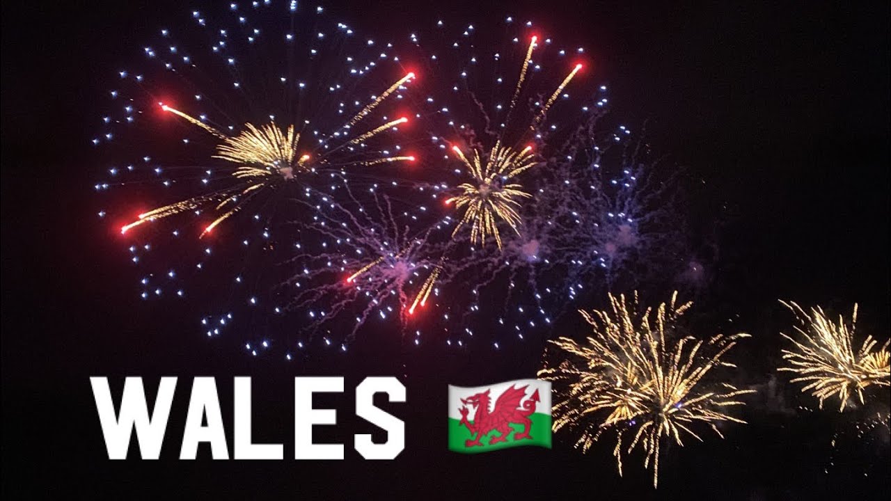 Blackpool World Championship Fireworks 2022 // Wales 🏴󠁧󠁢󠁷󠁬󠁳󠁿 - YouTube