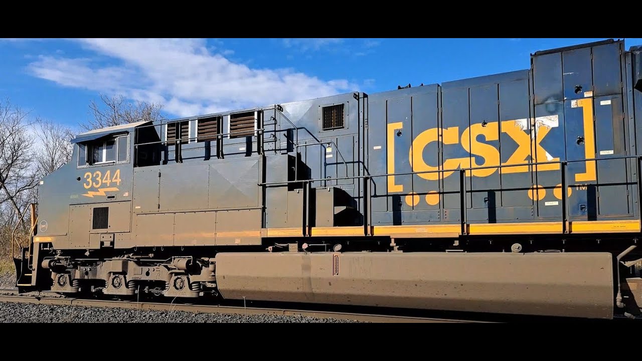 WATERTOWN NY CSX M 621 12 - YouTube