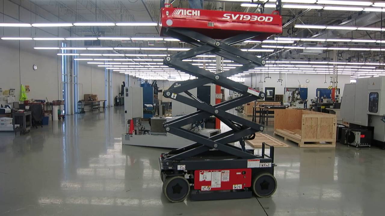 Toyota Scissor Man Lift Online Auction www.machinesused.com - YouTube