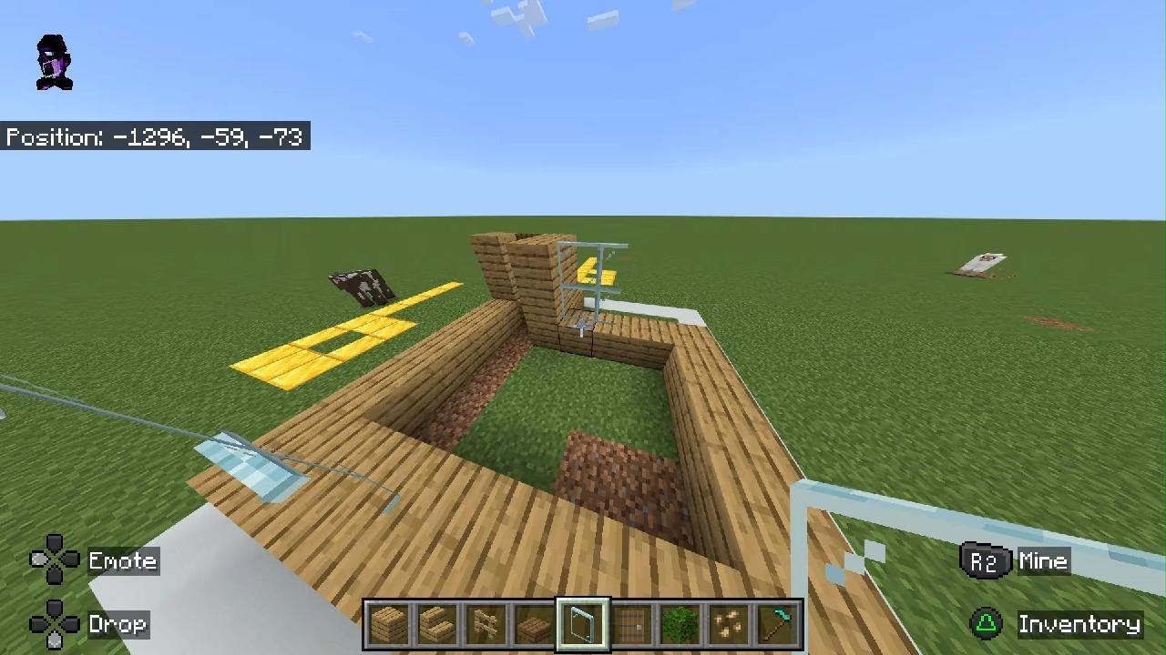 Tutorial on How to build a simple Minecraft house step by step (easy ...
