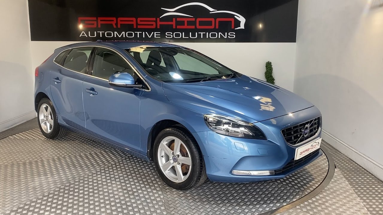 Volvo V40 | MOT July 2024 & SAT NAV! - YouTube