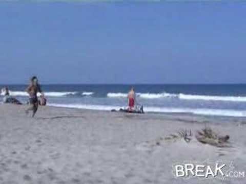 Beach Prank - YouTube