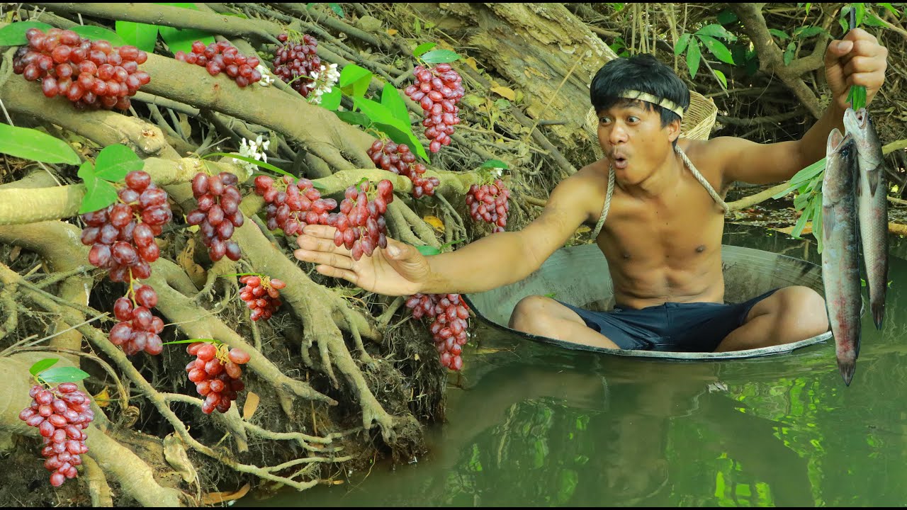 a man finds food - he seeks fish met wild fruts - YouTube