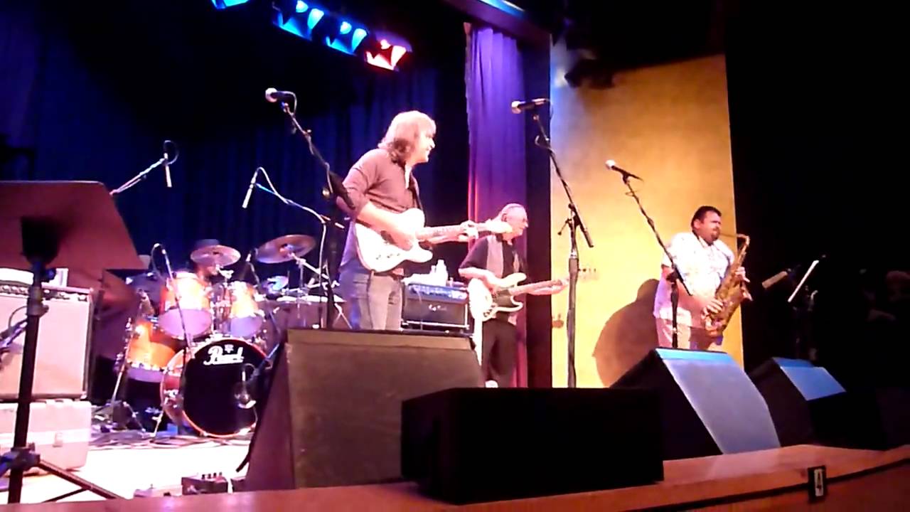 Volker Strifler at Yoshis 10-21-09 - YouTube