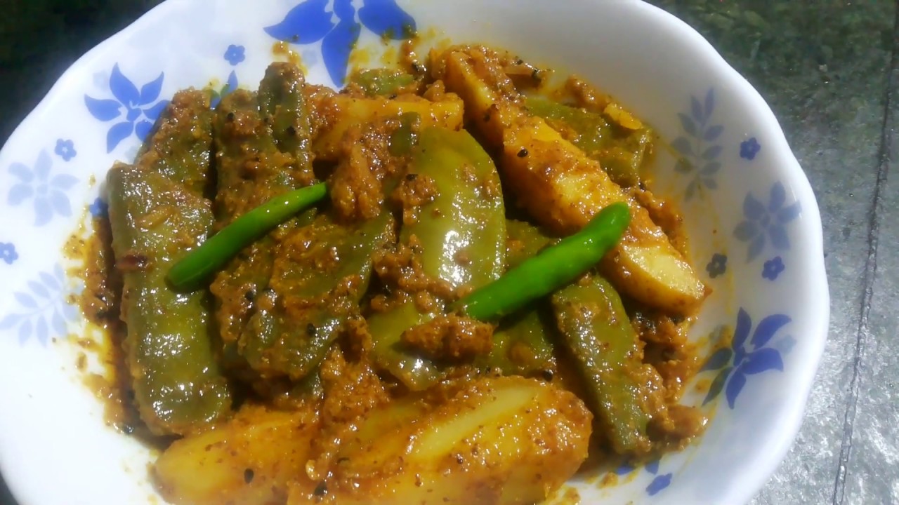 Aaloo aur sem ( flat beans ) ki masaledar sabji../Fali ki sabji / Aloo ...