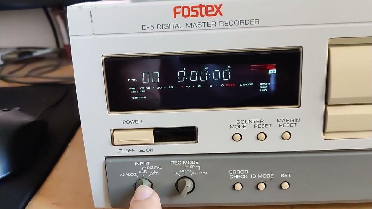 DAT Fostex D-5 - Digital master recorder professionale - YouTube