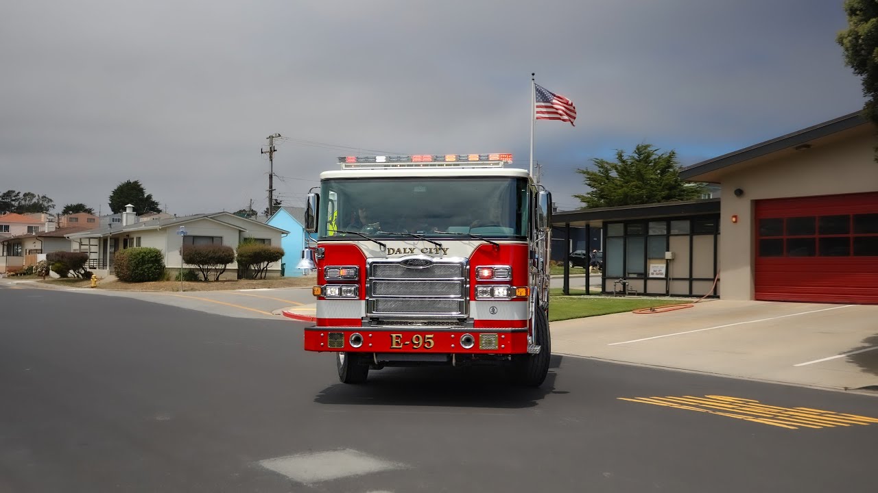 North County Fire Authority Daly City Engine 95 Responding Code 3 - YouTube