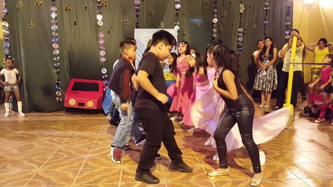 El mejor Baile de Grease Escuela Jesús de Nazareth - YouTube