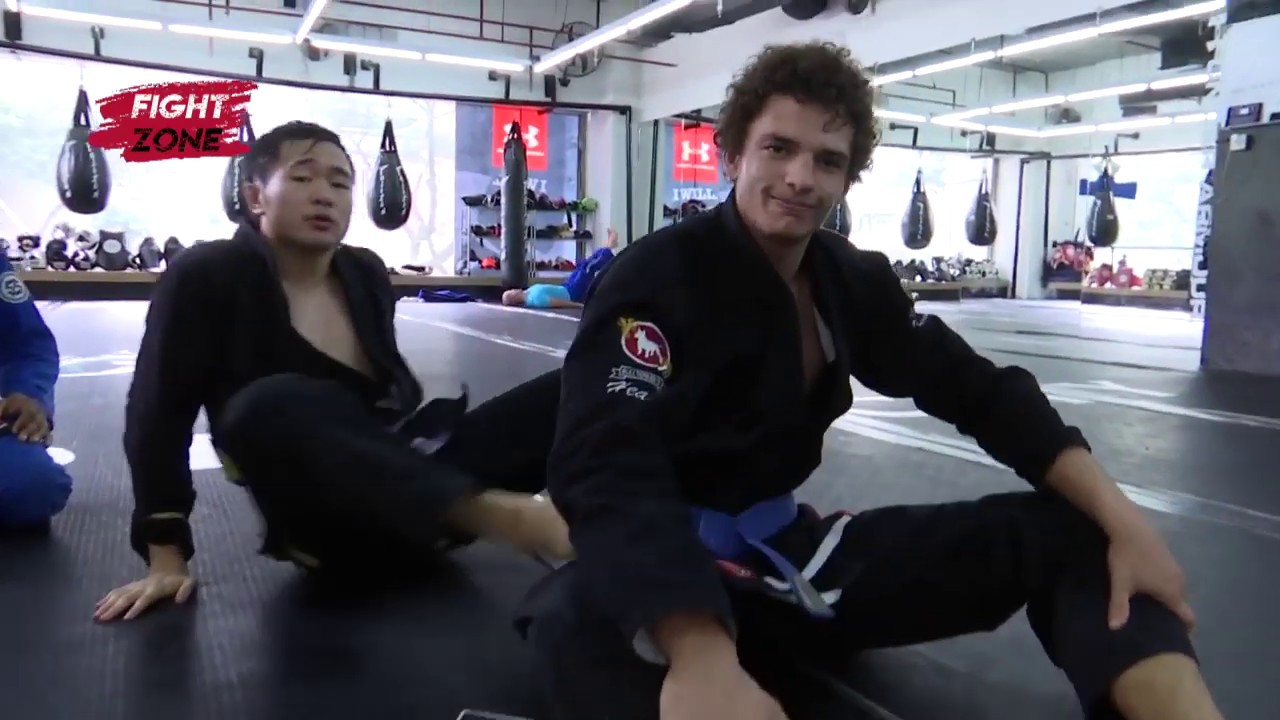 Fight Zone Episode 3: Brazilian Jiu Jitsu (The art of ground fighting ...