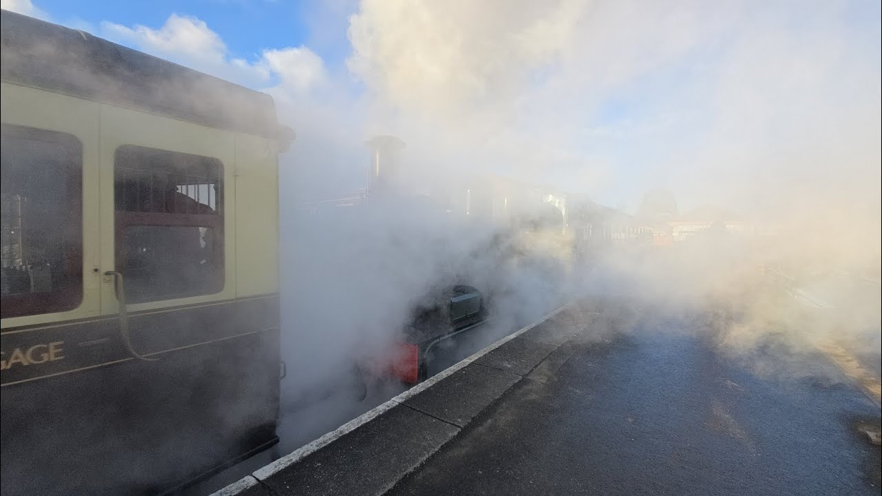 GWR 1400 Class Auto Tank No.1450 departing Kidderminster with her Auto ...