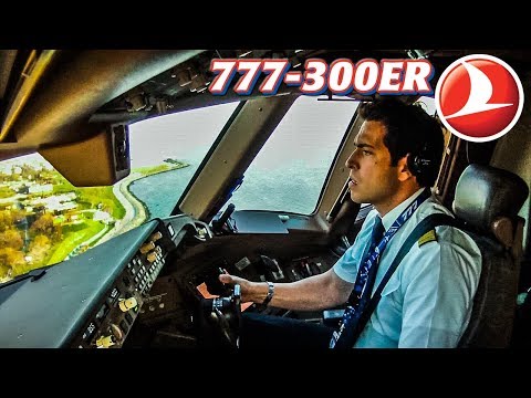 Piloting the TURKISH 777 to a VERY SMOOTH Landing