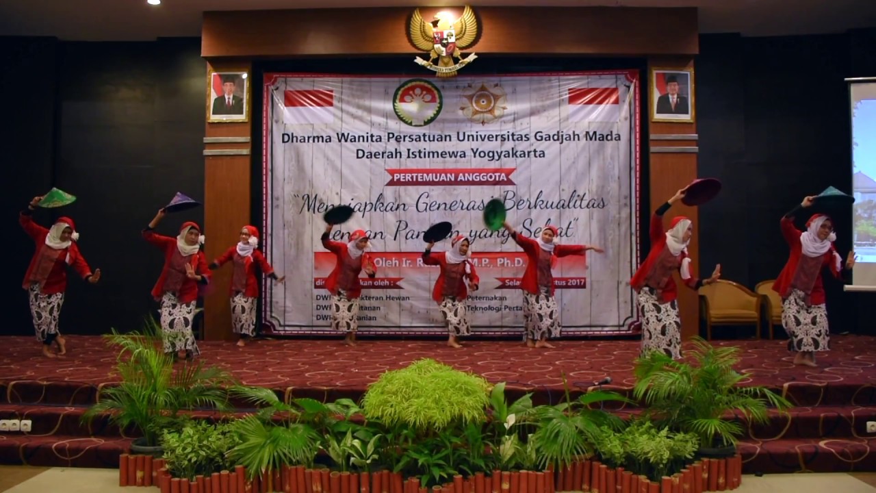 Tari Caping DWP UGM Klaster Agro - 8 Agustus 2017 - YouTube