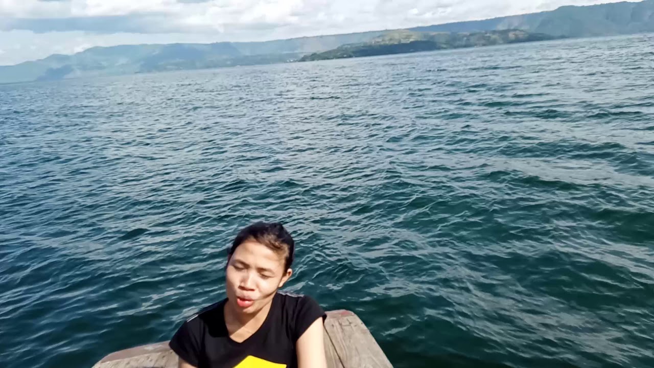 Keidahan danau toba samosir menuju pulau sibandang📸 - YouTube