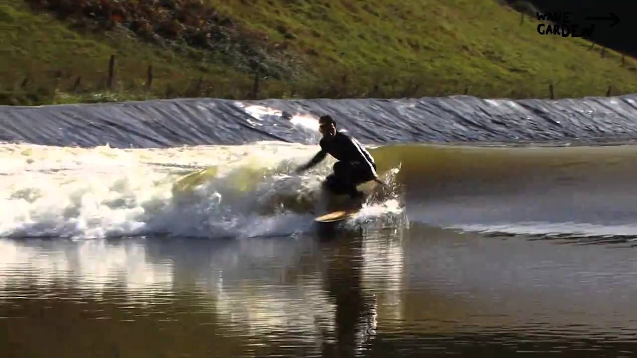 Wavegarden wave pool surfing (Extended version) - YouTube