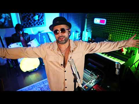 Любящие сердца! Новая версия любимой песни. #русскаямузыка #онлайнконцерт #певец #хитышансона