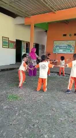 Bermain kucing kucingan - YouTube