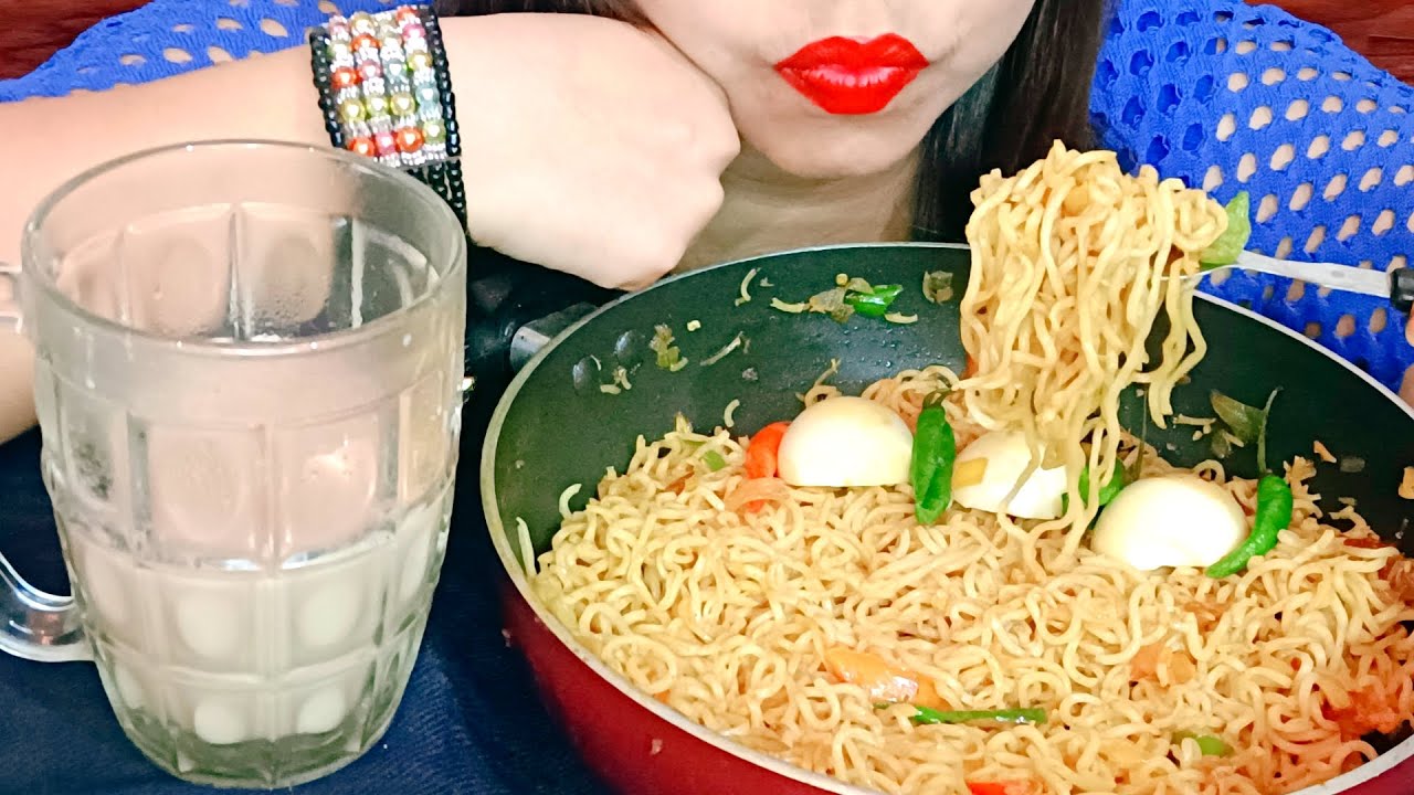 Eating Spicy Maggi Noodles With Boil Egg | Maggi Eating | Egg Eating ...