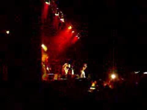 vince neil gage park 2006 - YouTube