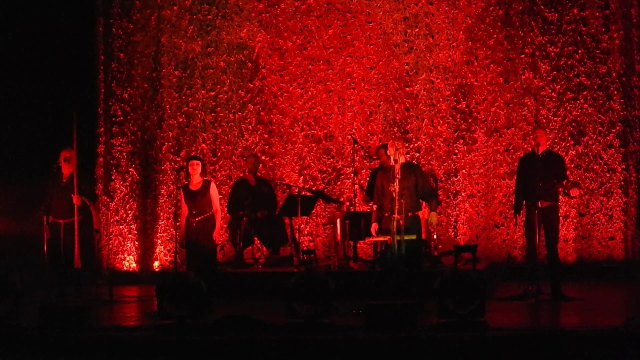 Wardruna - Helvegen (Live in Montreal 2018) - YouTube