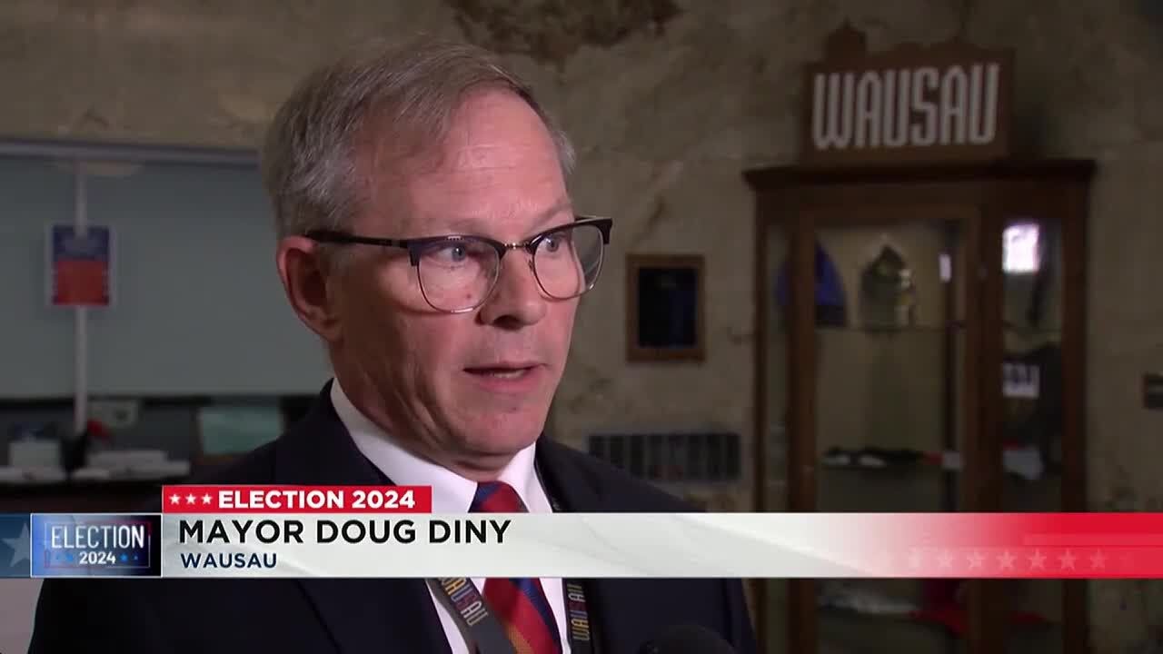 Wisconsin mayor carts away absentee ballot drop box, says he did ...