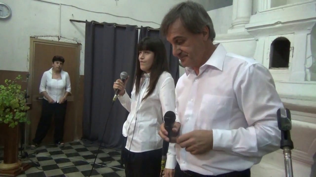 Roberta Pinna canta "ASCOLTA IL SILENZIO" dei Gentiles - YouTube