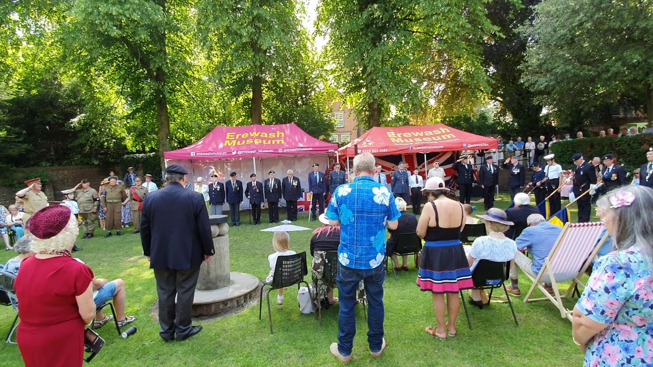Ilkeston Erewash Museum 1940's Event 2019 Closing. - YouTube