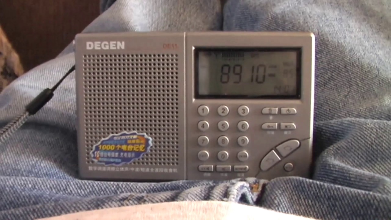 Degen DE11 FM/MW/SW Digital Pocket Radio.. - YouTube