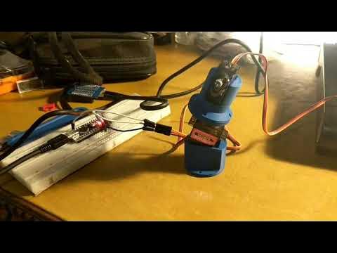 Robotic arm prototype - YouTube
