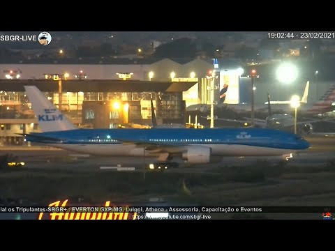 Decolagem  do 777-300 da KLM no Aeroporto de Guarulhos