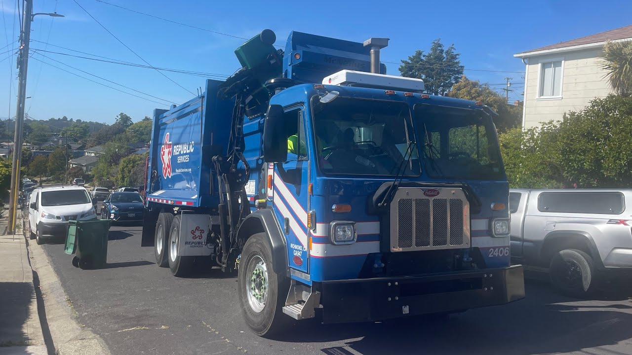 Brand New!!! Peterbilt 520 5th Gen. McNeilus Autoreach Garbage truck ...